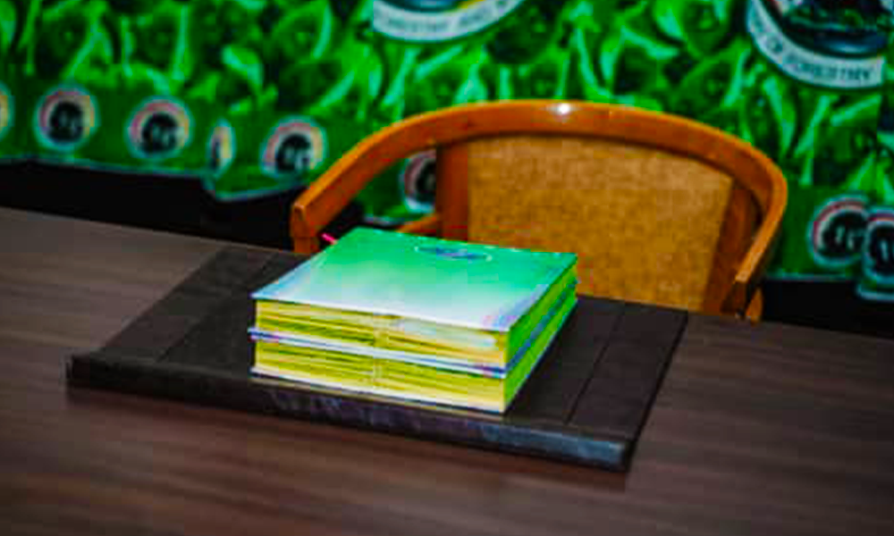 Ministère Des Forêts Et De La Faune| Single